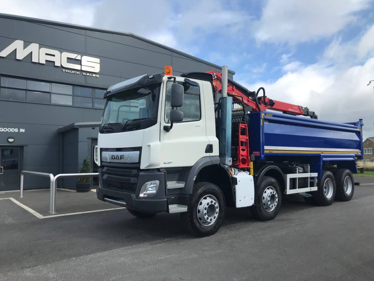 Tips On Choosing The Right Grab Lorry For The Job